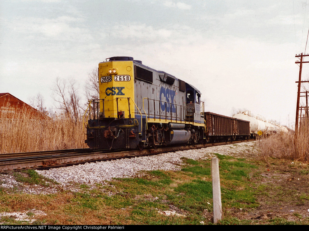 CSXT 2658 Leads M-520-14